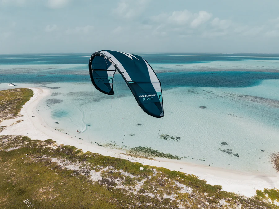 Test aile de kitesurf Pivot 2025 de Naish - Avis et essai